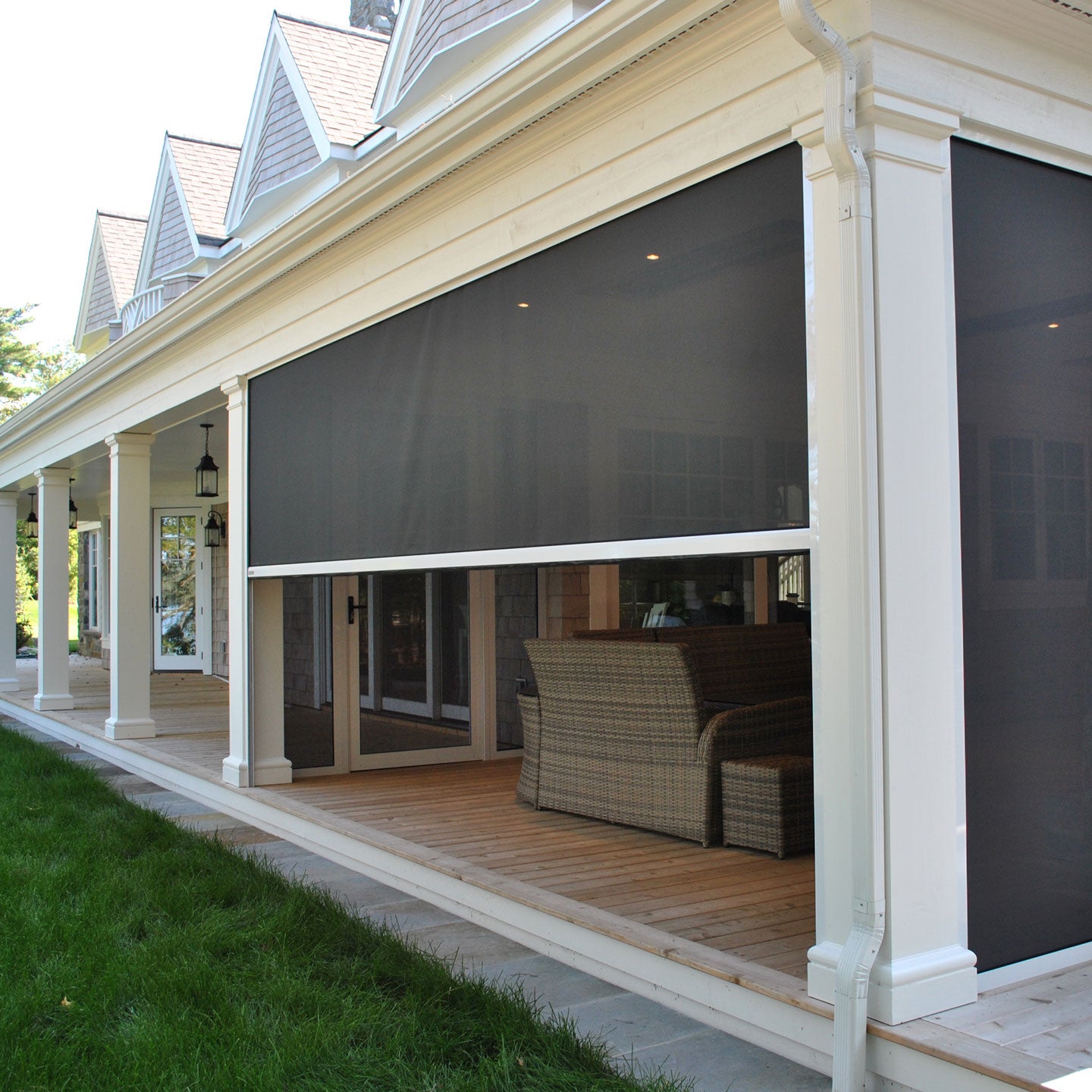 Rollup patio screens store